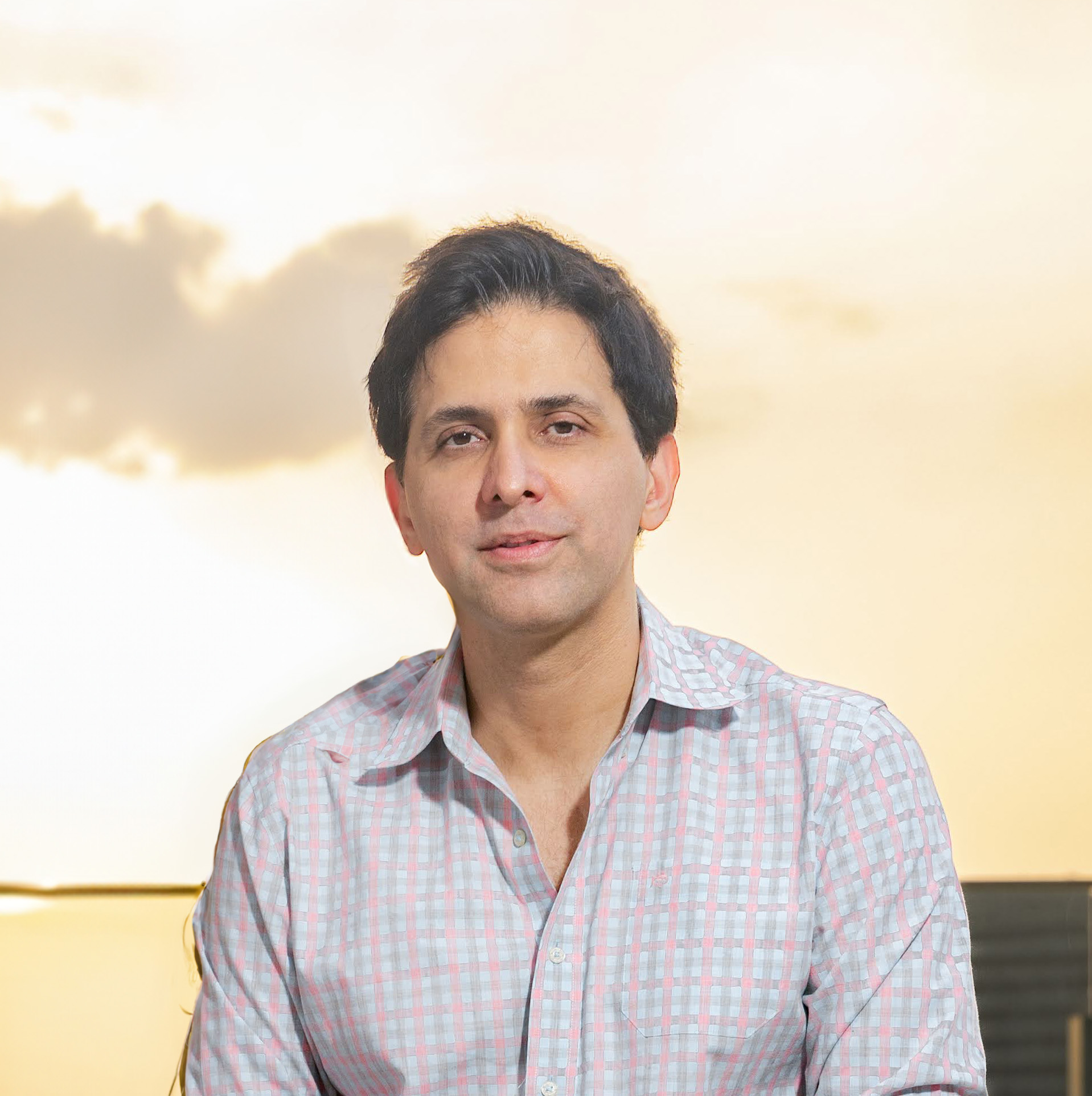 Meet Dr. Amir Mofid | Dentist in Houston, TX | Texas Dental Center